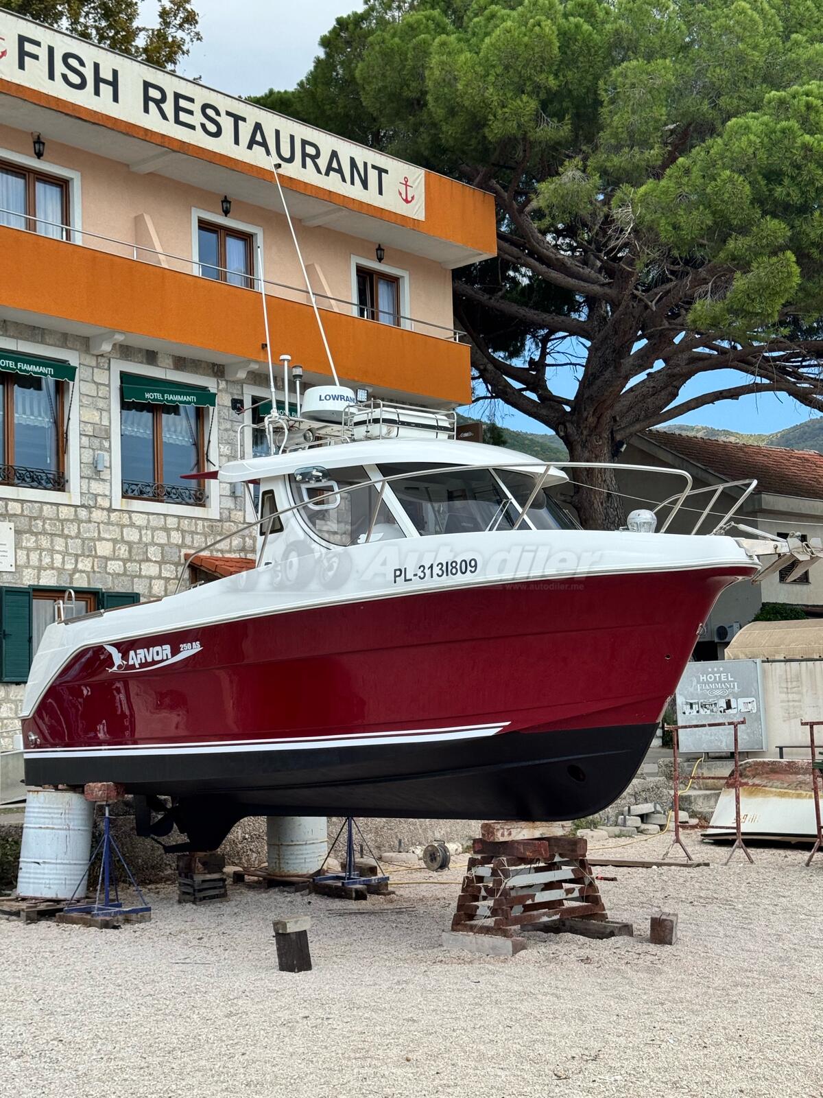 Arvor - 250 Deluxe - Cijena 45200 € - Crna Gora Herceg Novi Ðenovići ...