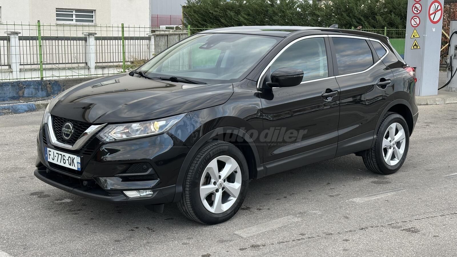 Nissan Qashqai Automatik Benziner
