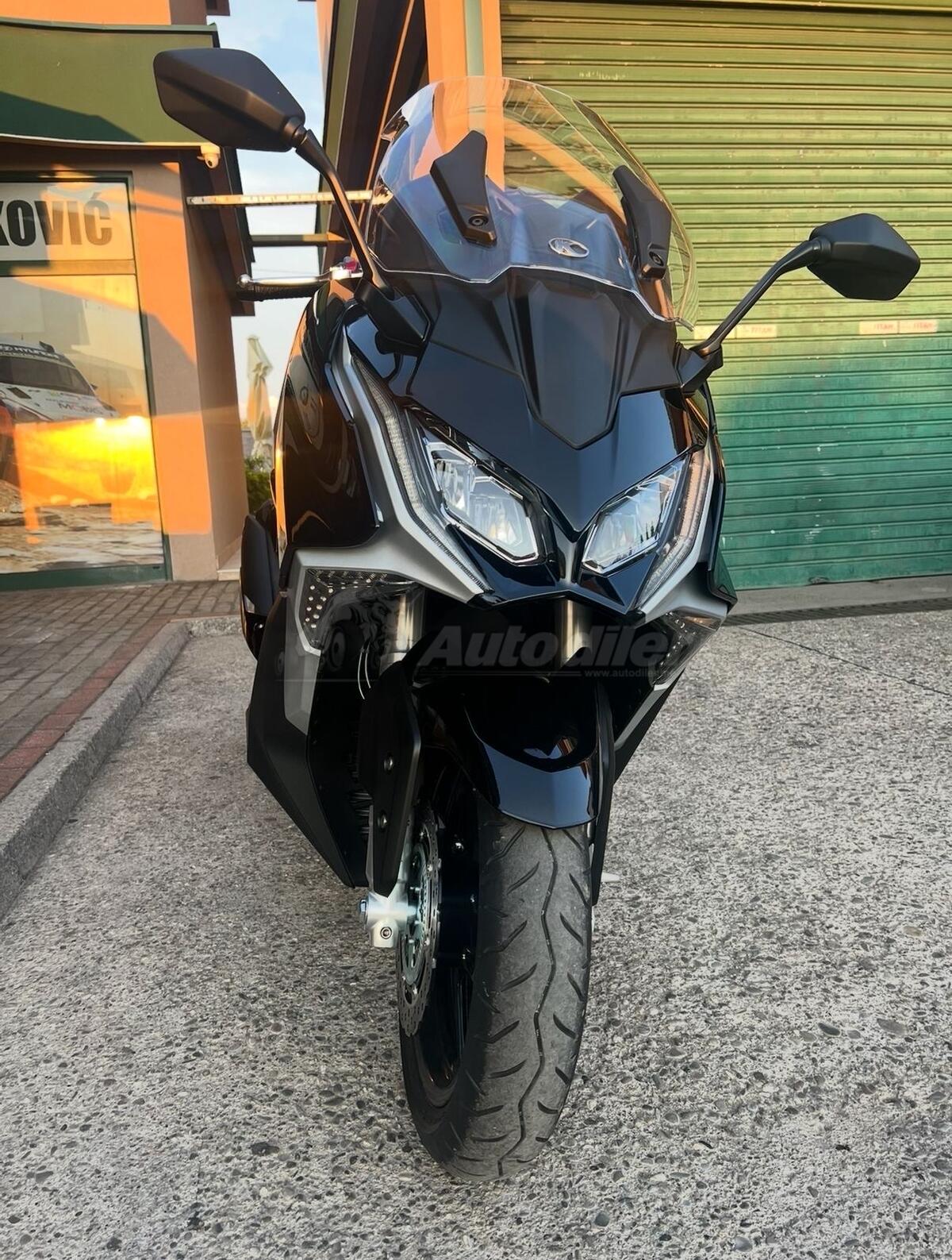 Kymco - AK 550 PREMIUM - Cijena 9300 € - Crna Gora Podgorica Zeta ...