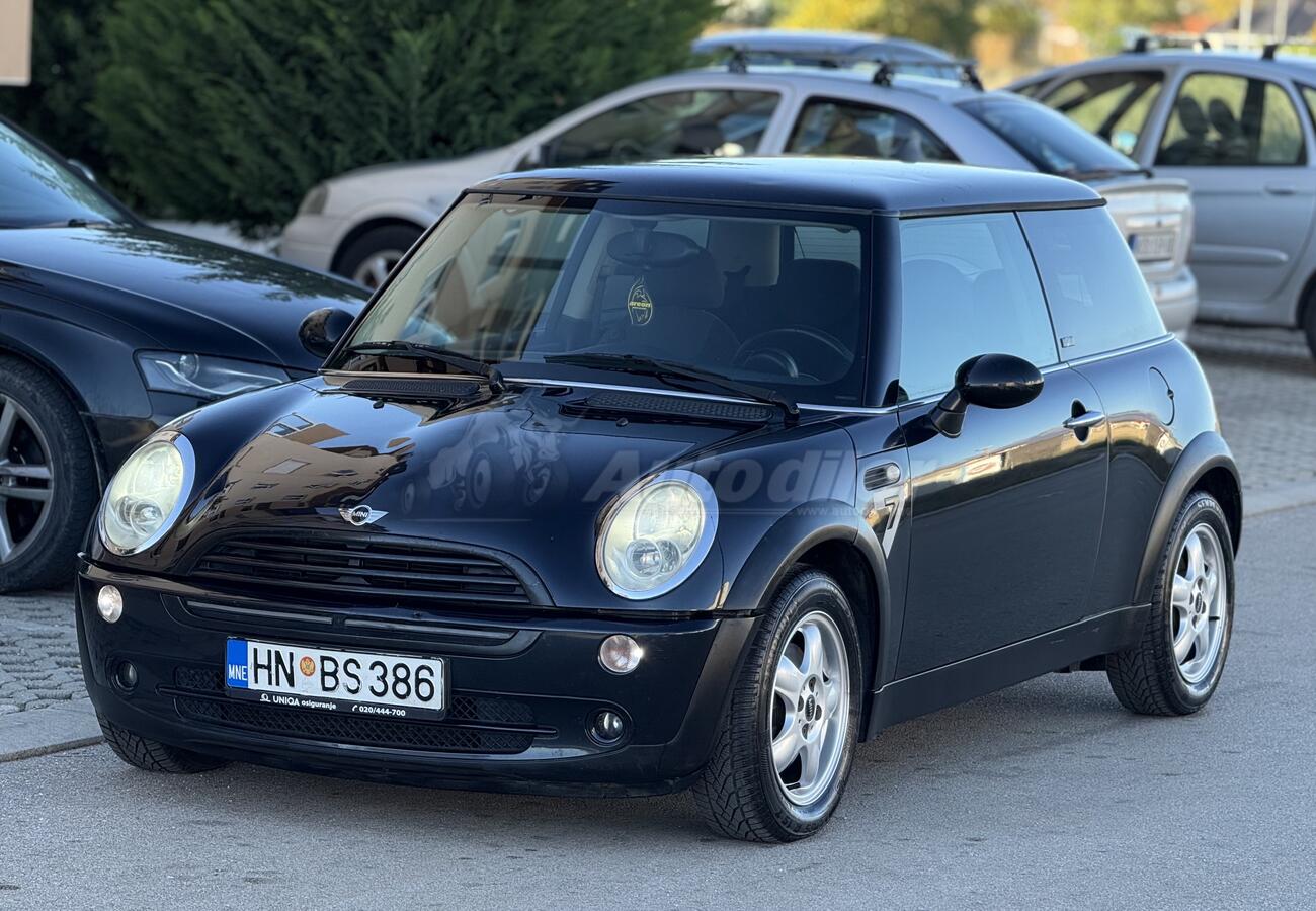 Mini - One - Benzin - Cijena 2600 € - Crna Gora Nikšić Brezovik ...