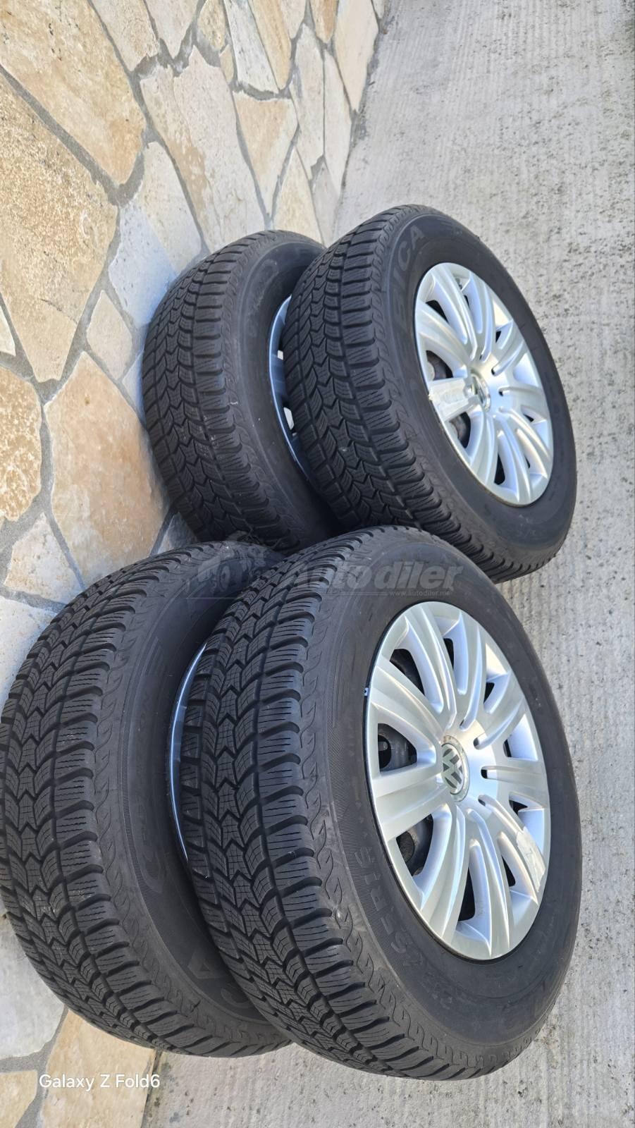Fabričke rims and Debica tires - Cijena 350 € - Montenegro Ulcinj ...