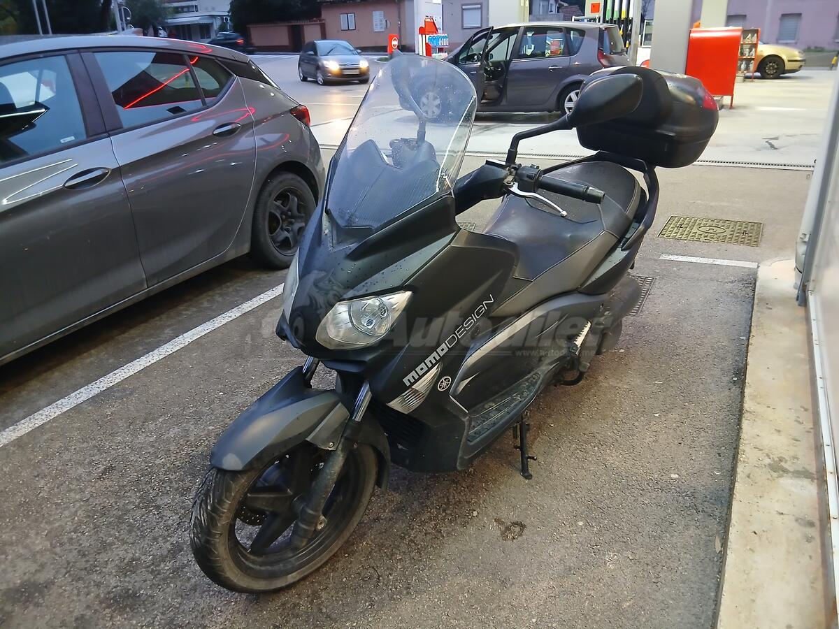 Yamaha - X-MAX MOMO MOMO DESING - Cijena 2400 € - Montenegro Kotor ...