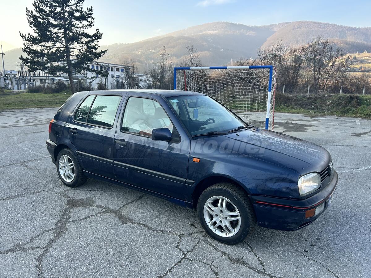 Volkswagen - Golf 3 - 1.6 - Cijena 1000 € - Crna Gora Andrijevica ...