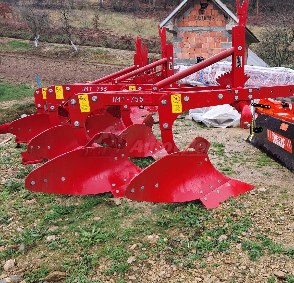 IMT - PLUGOVI 755 BELL IMPEX - Cijena 1400 € - Crna Gora Bijelo Polje ...