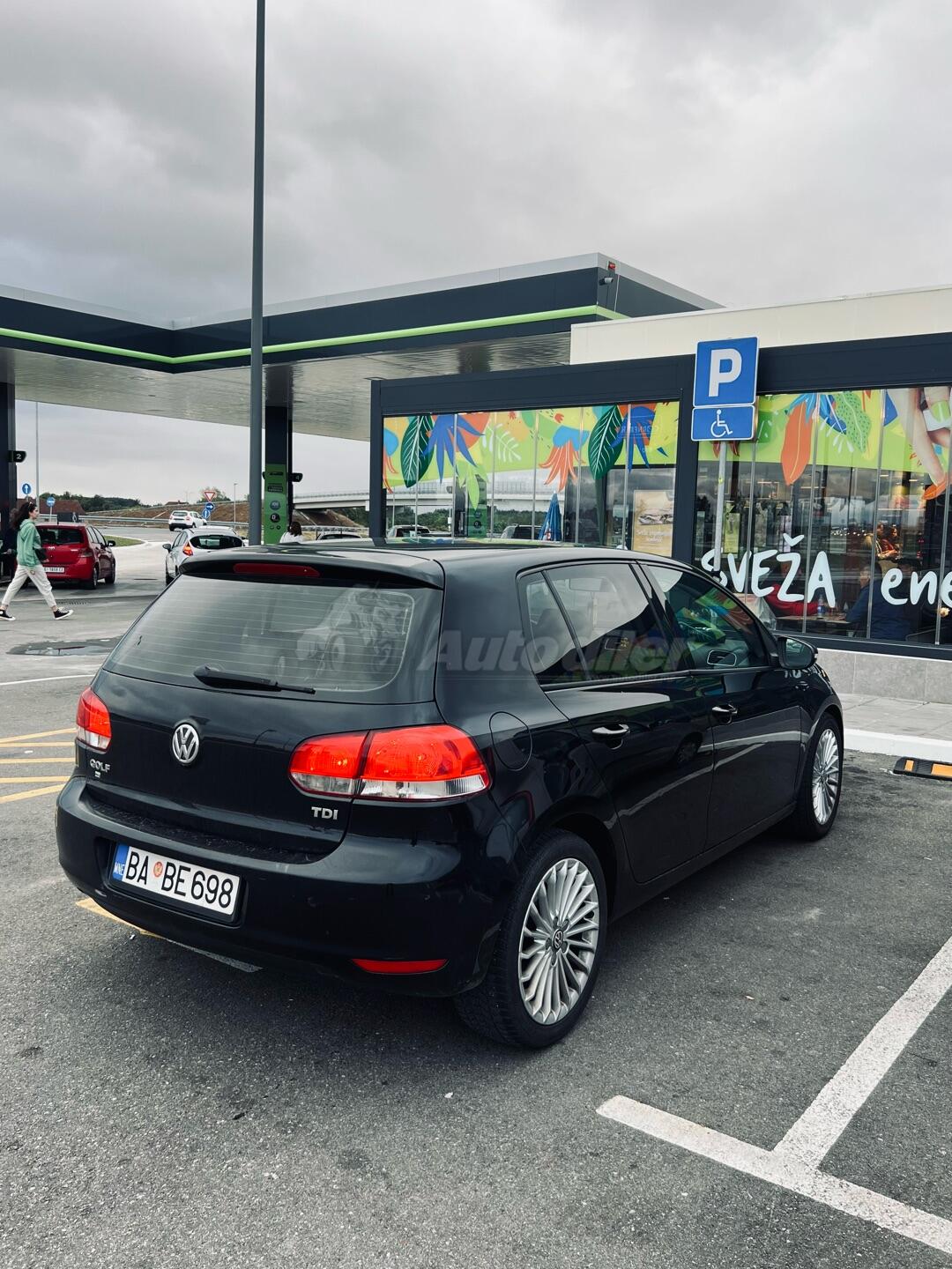 Volkswagen - Golf 6 - 1.6 - Cijena 6750 € - Karadağ Rožaje Koljeno ...