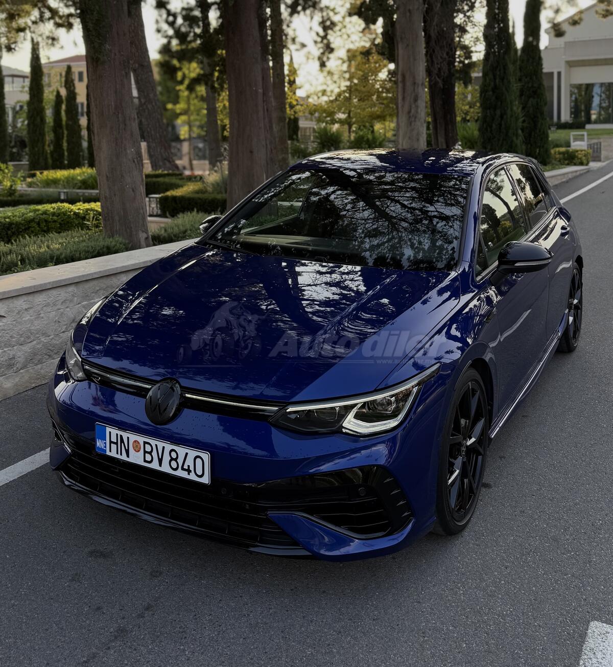 Volkswagen - Golf 8 - R PERFORMANCE AKRAPOVIC - Cijena 48000 € - Crna ...