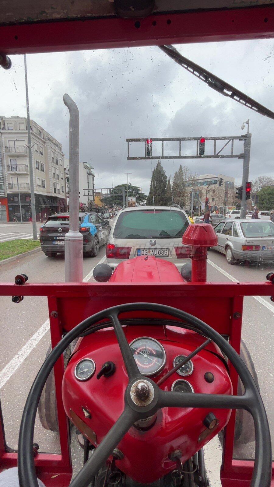 IMT - 539 - Cijena 6500 € - Montenegro Podgorica > Stadtrand Traktoren ...