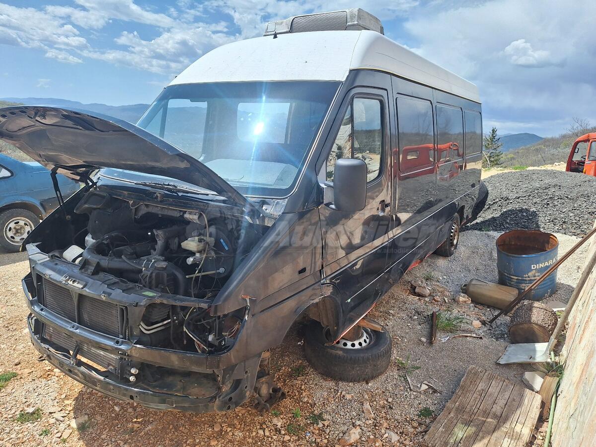 Mercedes Benz - sprinter 2.9 - Cijena 1800 € - Crna Gora Nikšić Nikšić ...