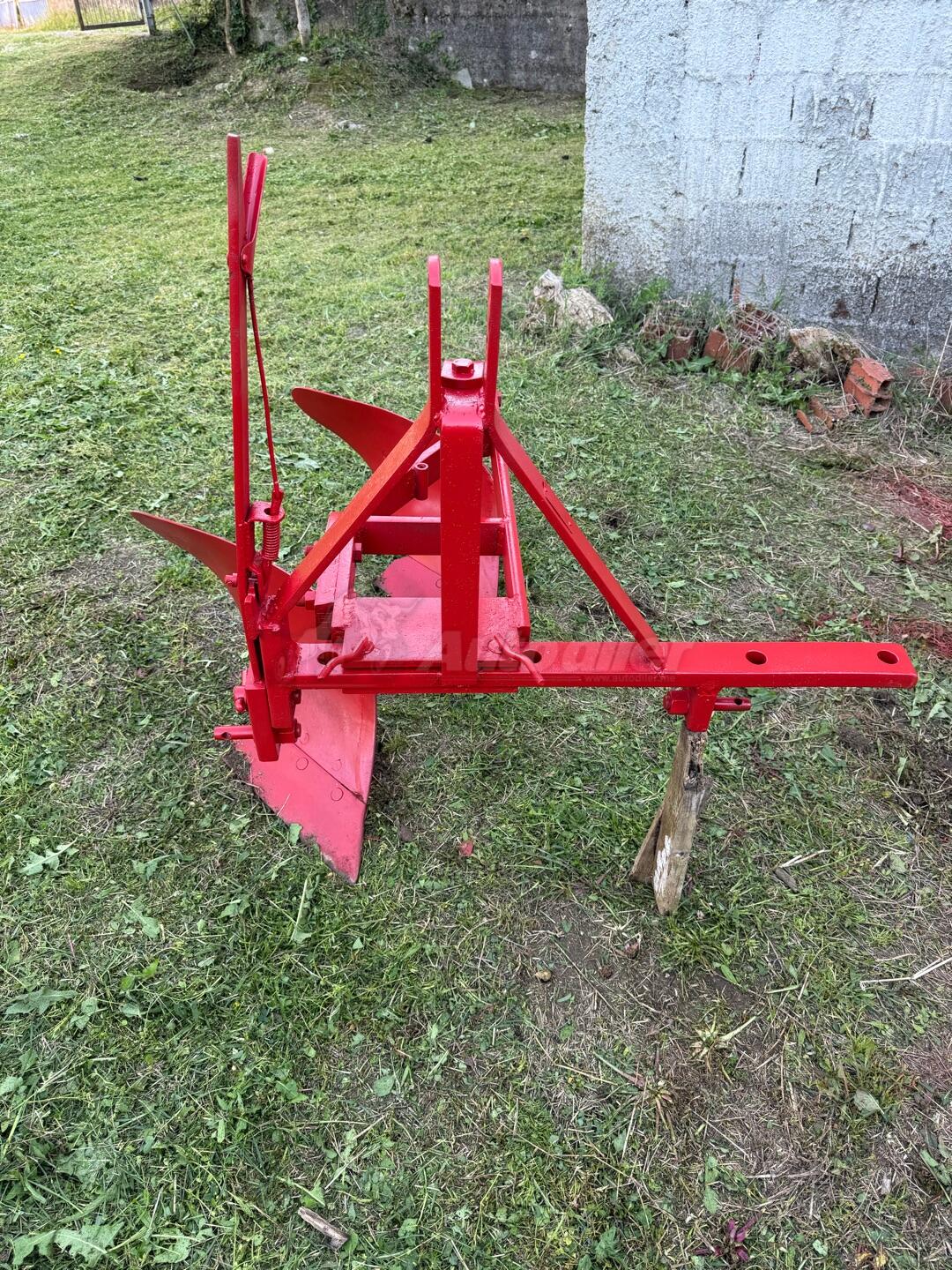 IMT - 755 plugovi - Cijena 460 € - Crna Gora Ulcinj > Okolina grada ...