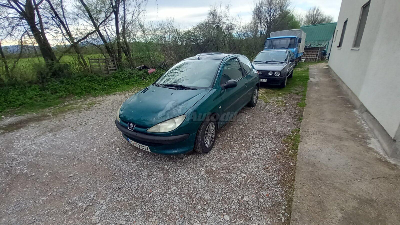 Peugeot - 206 - tr - Cijena 1099 € - Crna Gora Danilovgrad > Okolina ...