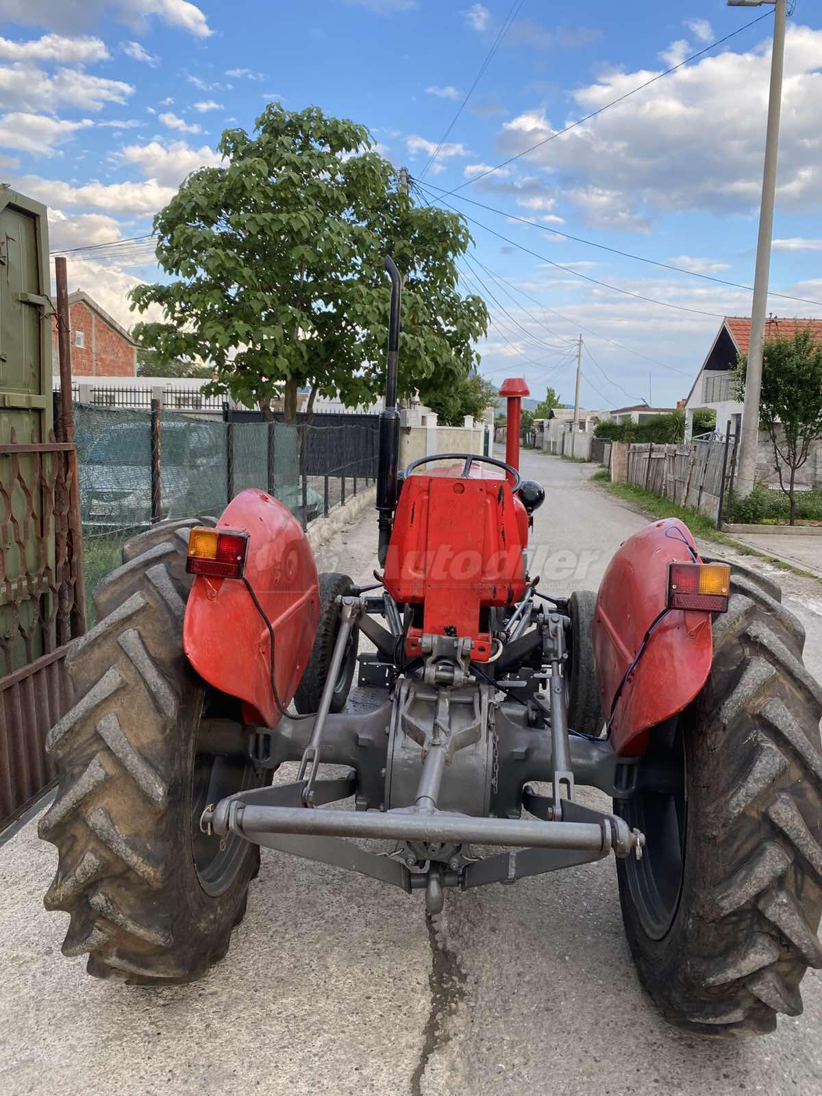 IMT - 539 - Cijena 4900 € - Crna Gora Podgorica Podgorica (uži dio) Traktori | AutoDiler