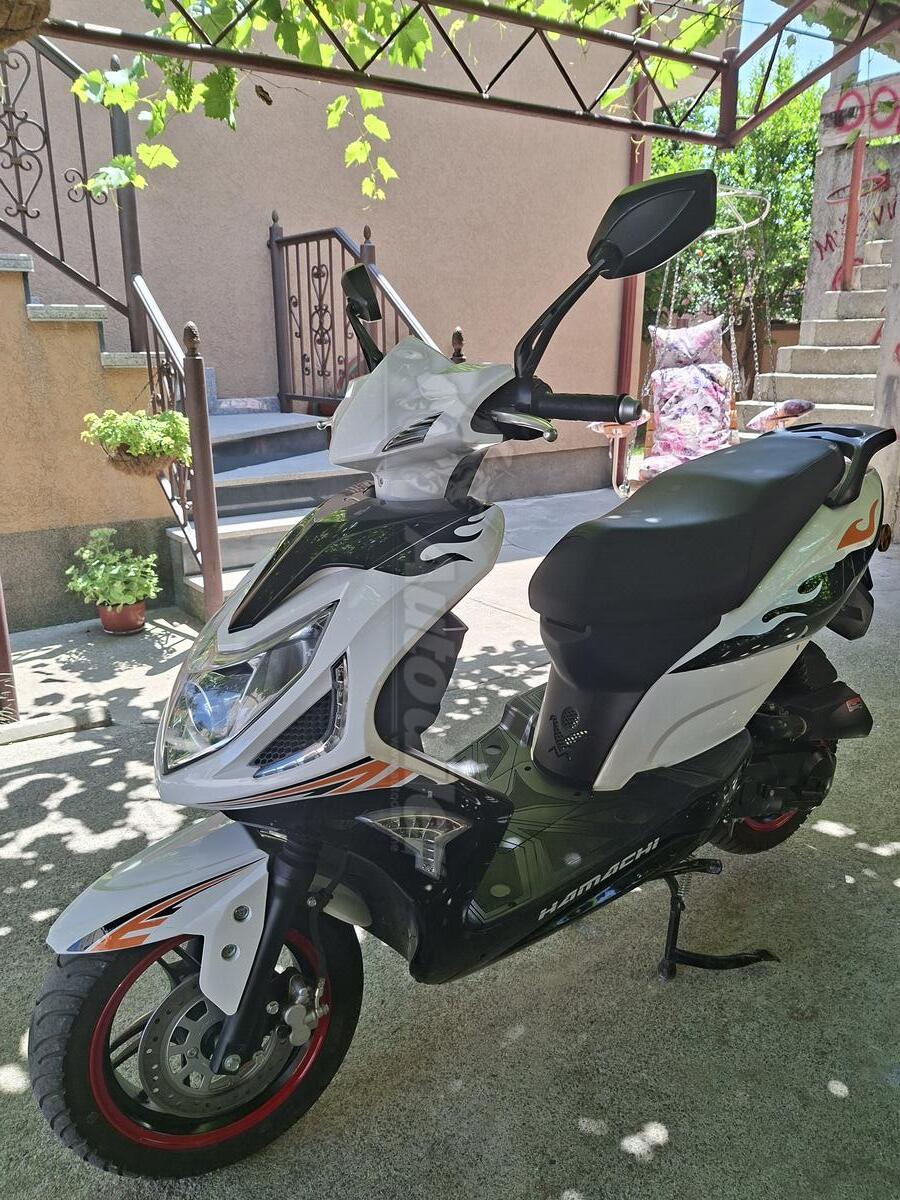 Vespa - Hamachi r8 - Cijena 1100 € - Montenegro Podgorica Tuzi ...