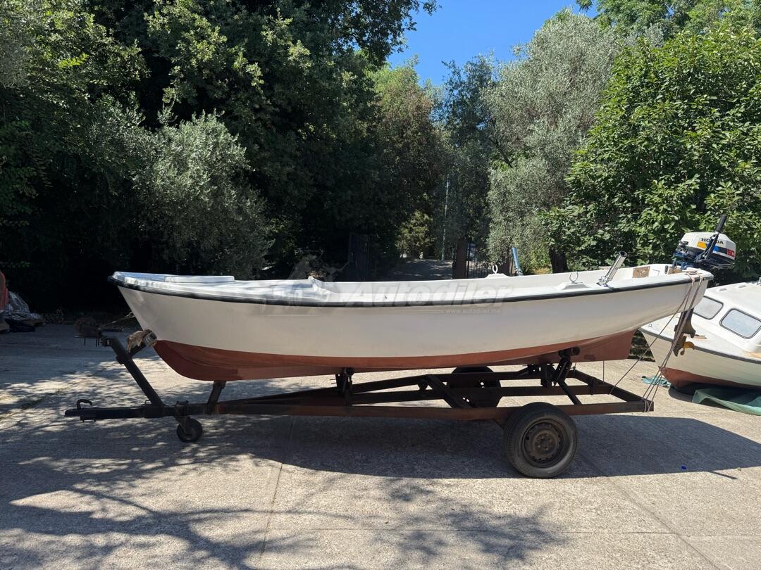 Elan - Pasara - Cijena 3000 € - Crna Gora Bar Čeluga Plovila | AutoDiler