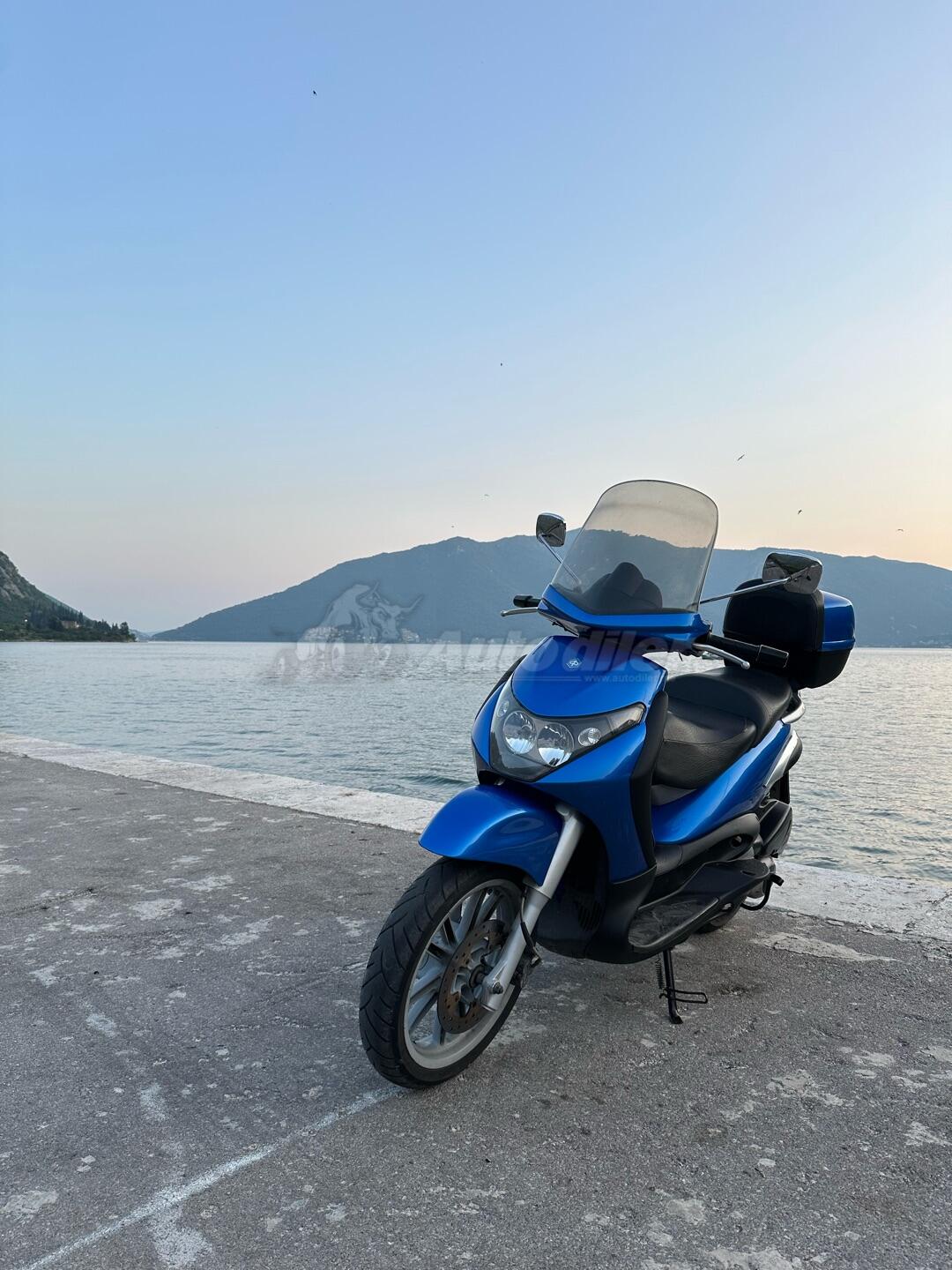 Piaggio - Beverly 250 ie - Cijena 1650 € - Montenegro Herceg Novi ...