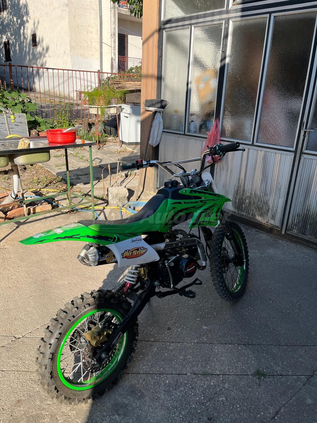 Kawasaki - Kawasaki cross - Cijena 800 € - Crna Gora Tivat > Okolina ...