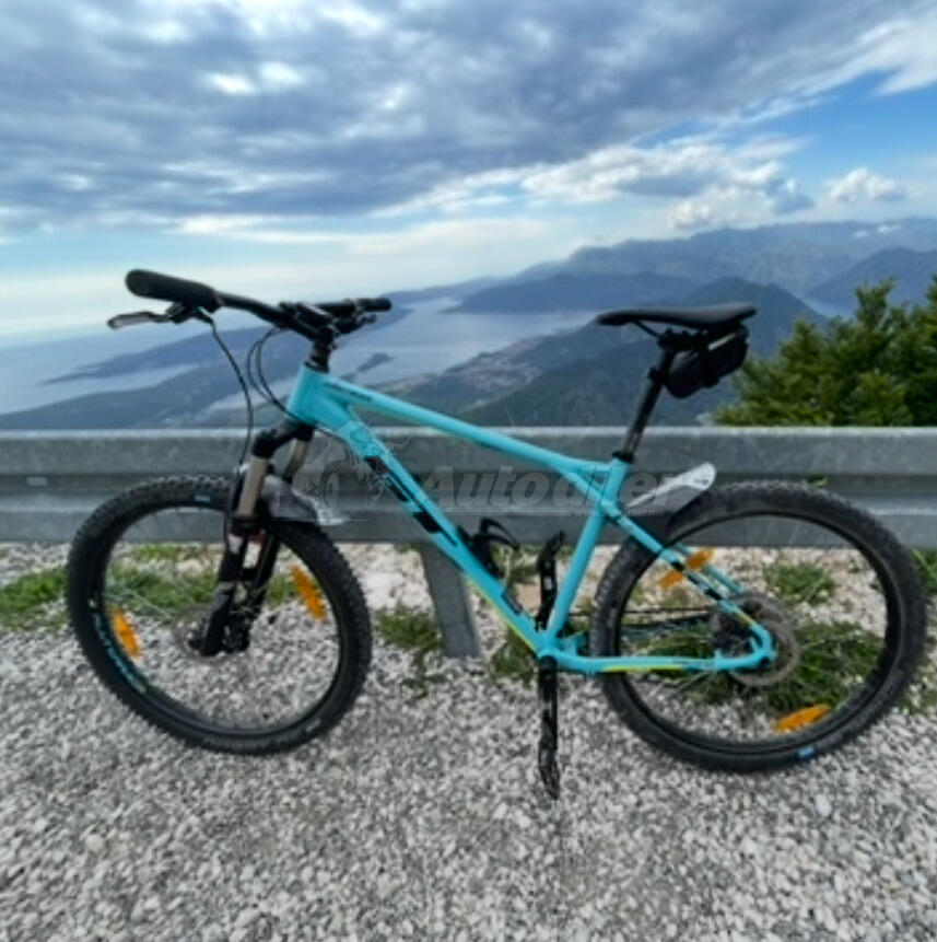 GT - Gt pantera - Cijena 450 € - Crna Gora Cetinje Cetinje (uži dio ...