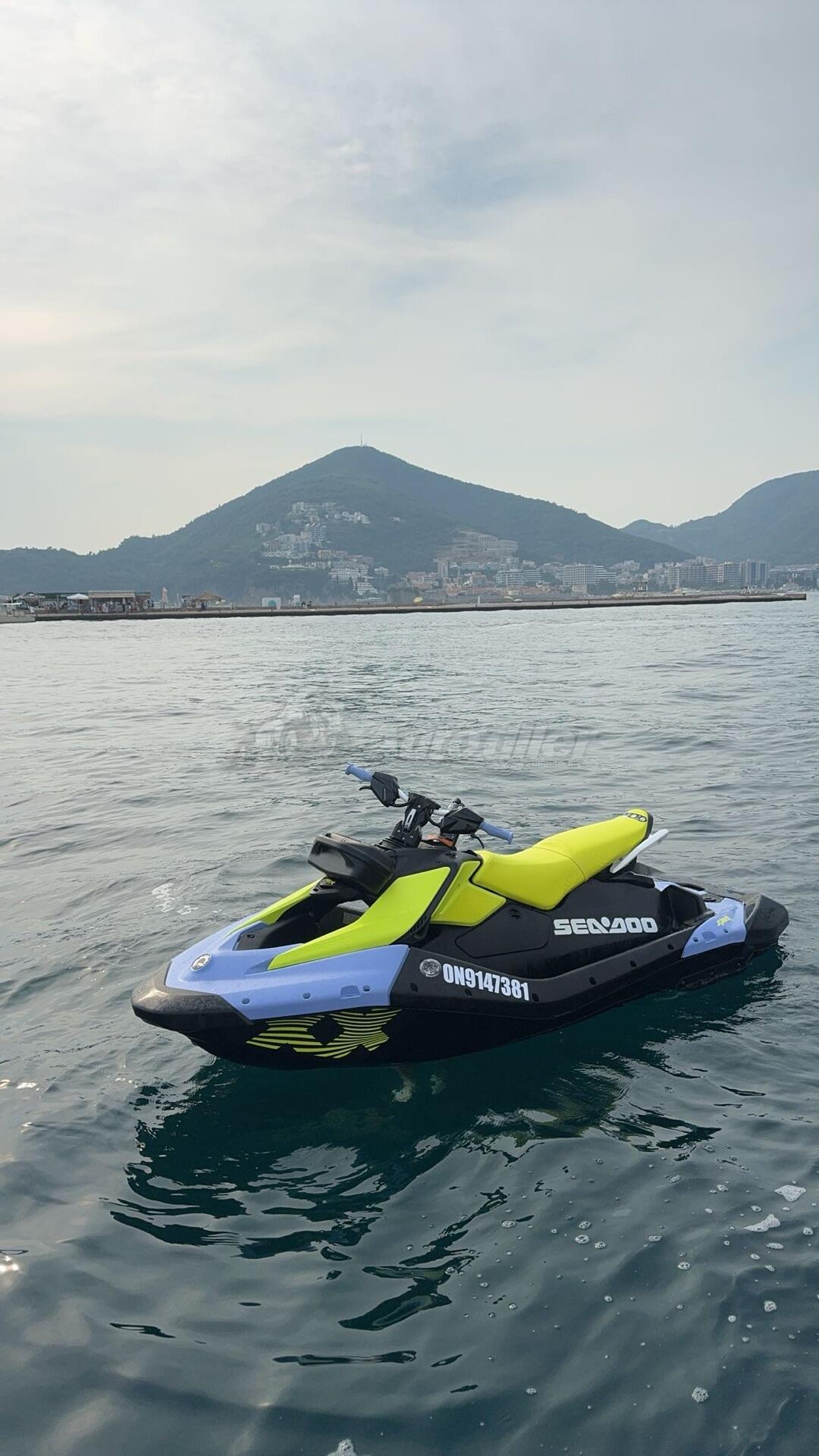 BRP - Sea doo spark trixx 3up 2024 - Cijena 9700 € - Montenegro Budva ...