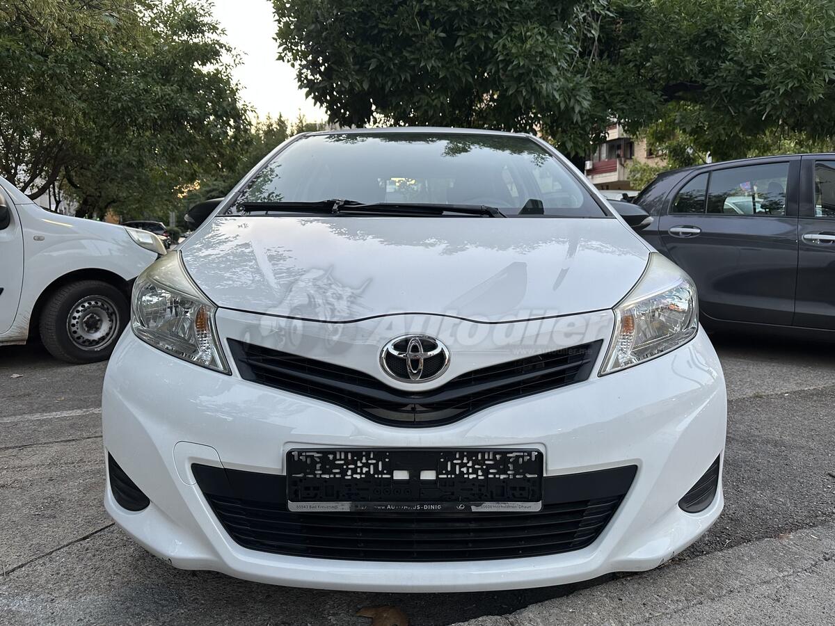 Toyota - Yaris - 1.0 VVT-i - Cijena 5500 € - Crna Gora Podgorica ...