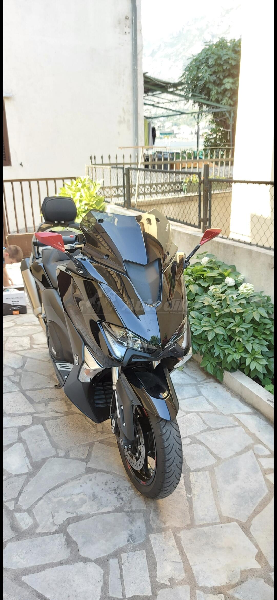 Yamaha - T max - Cijena 11000 € - Montenegro Kotor Centar grada ...