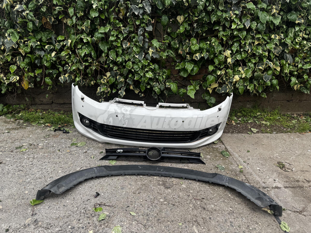 Branik za god. - Cijena 160 € - Crna Gora Podgorica Podgorica (uži dio ...