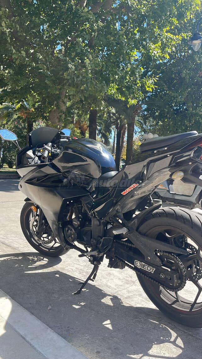 Peda - pro XT 250 - Cijena 1200 € - Crna Gora Budva > Okolina grada ...