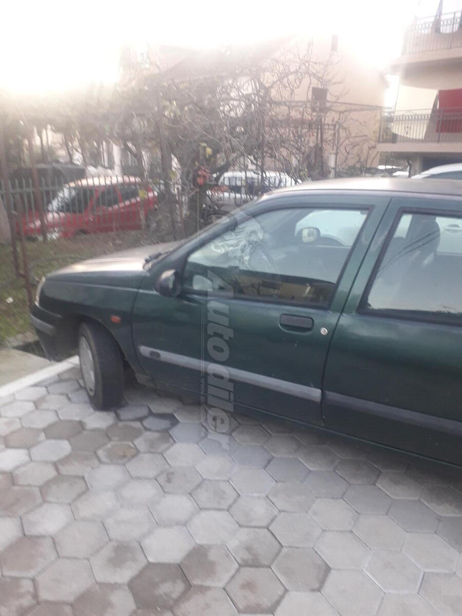 Renault - Clio - 1.2 - Cijena 400 € - Crna Gora Podgorica > Okolina ...