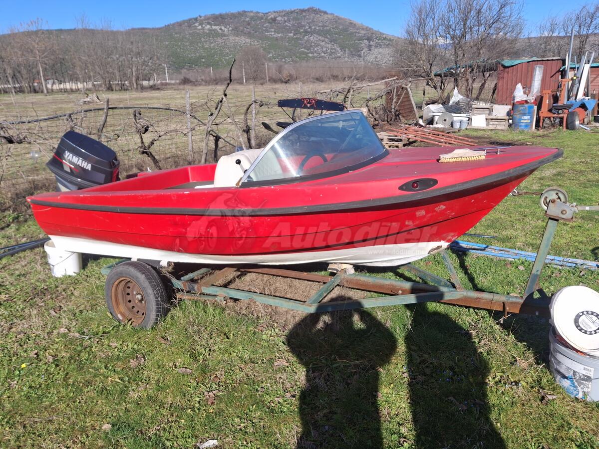 Elan - 402 - Cijena 3000 € - Crna Gora Podgorica > Okolina grada ...