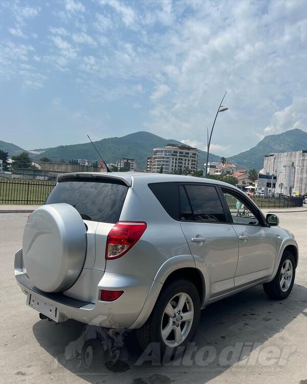 Toyota - RAV 4 - 2.2 - Cijena 5900 € - Crna Gora Budva Budva (uži dio ...