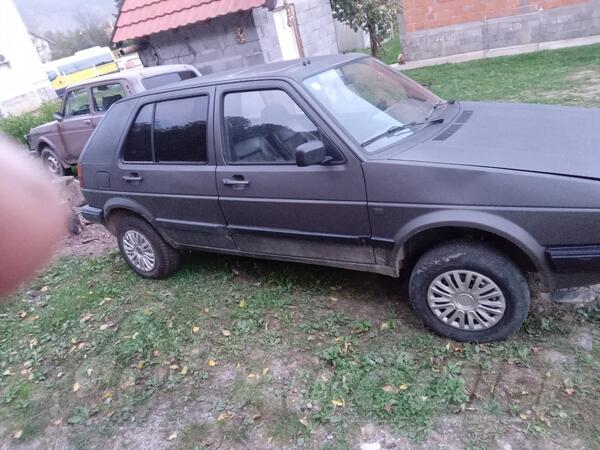Volkswagen - Golf 2 - 1,6 benzin plin - Cijena 550 € - Crna Gora Bijelo ...