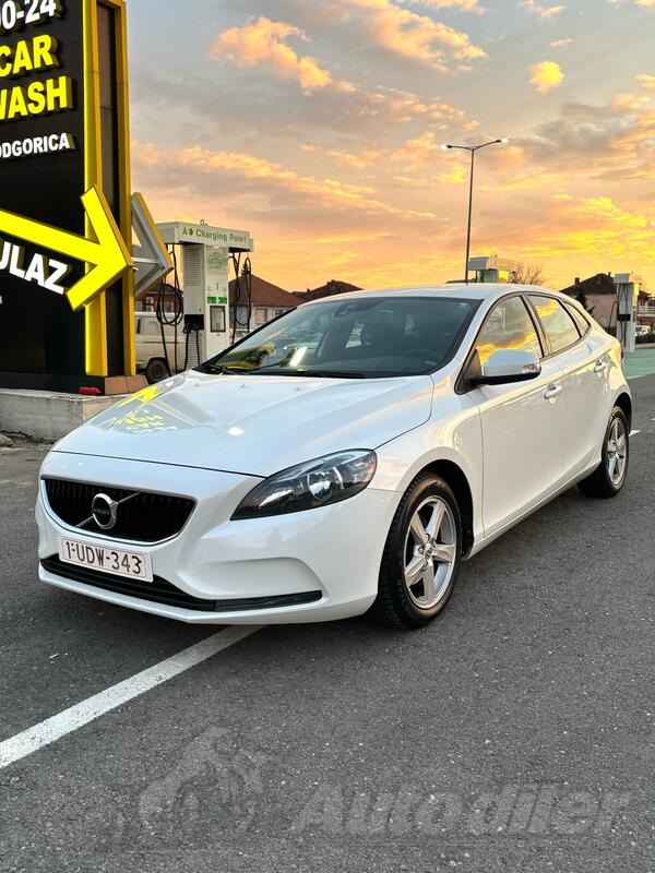 Volvo - V40 - D2 - Cijena 11900 € - Crna Gora Podgorica Podgorica (uži dio) Automobili | AutoDiler