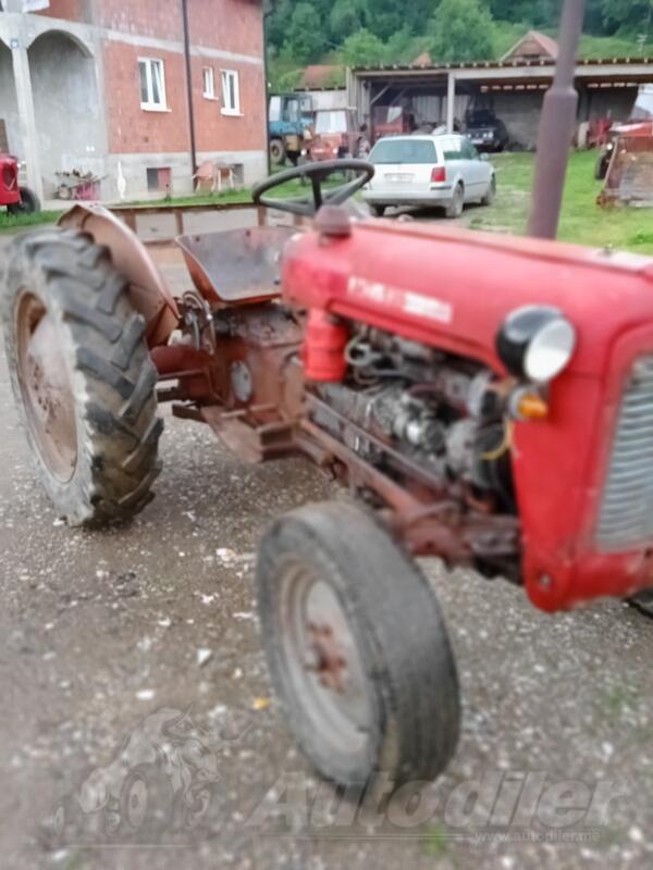 IMT - 533 - Cijena 2000 € - Crna Gora Bijelo Polje Zaton Traktori | AutoDiler