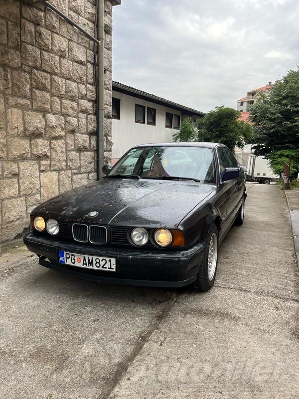 BMW - 520 - E34 - Cijena 3000 € - Crna Gora Kotor Škaljari Automobili | AutoDiler