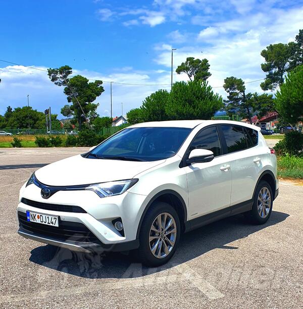 Toyota - RAV 4 - 2.0 D-4D - Cijena 20600 € - Crna Gora Podgorica Centar ...