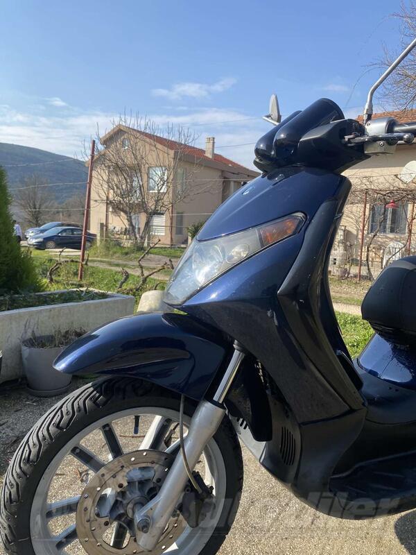Piaggio - 200 - Cijena 999 € - Montenegro Bar Bar (City Center ...